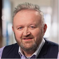 Perry Timms - پری تیمز